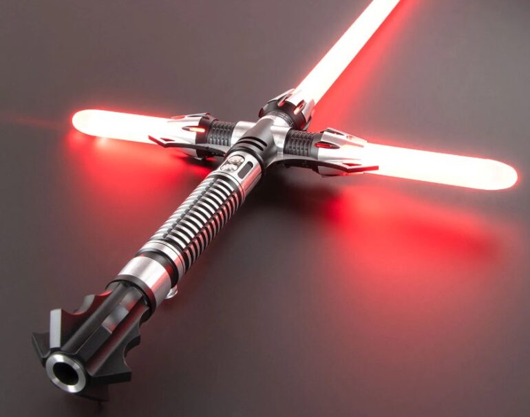 Some of the Most Interesting Lightsabers From Star Wars - How to Get ...